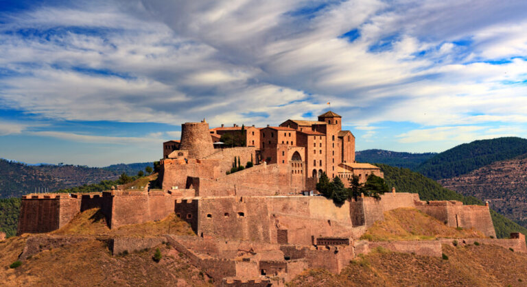 El castillo de Cardona, un lugar lleno de leyendas – Mi Viaje
